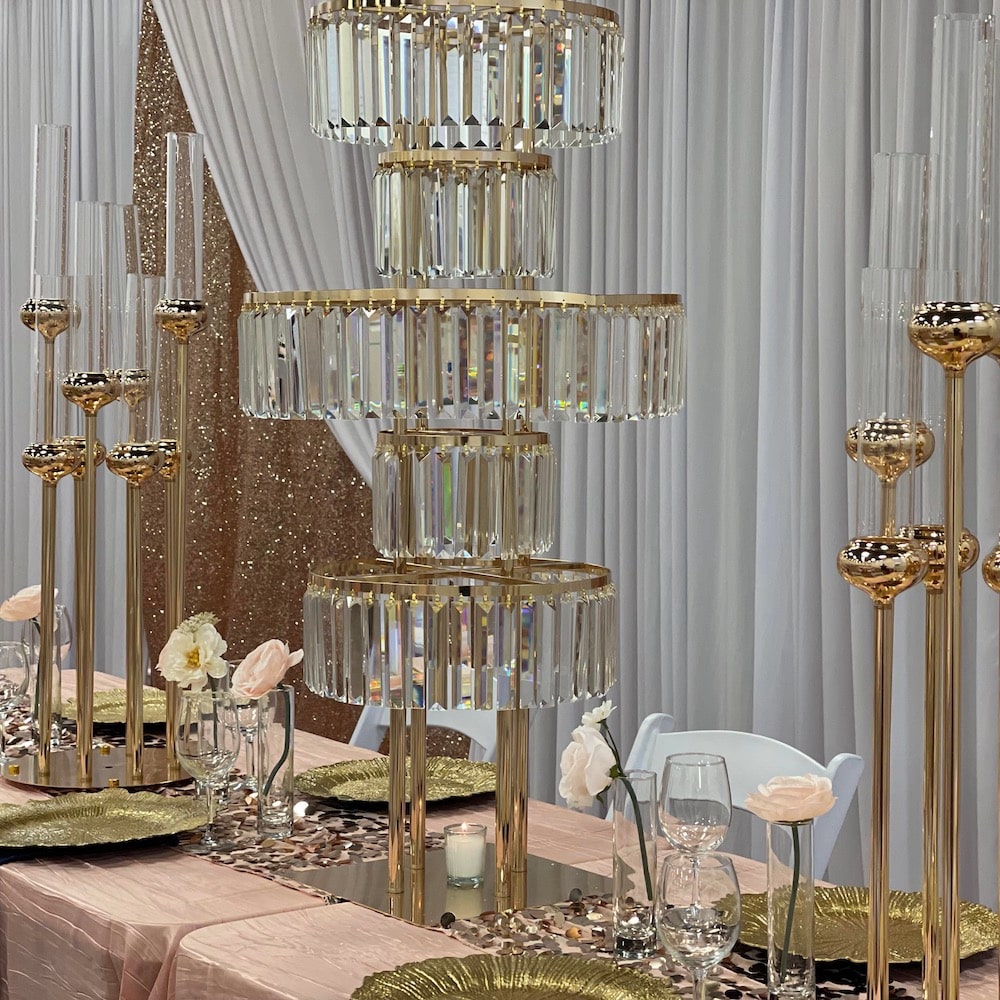 FASHION AND FASCINATING